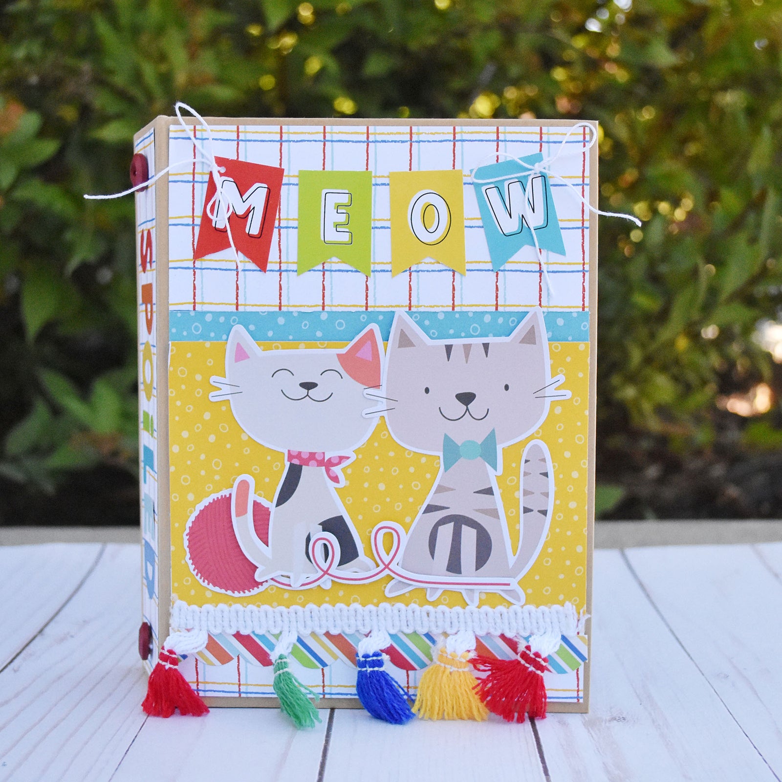 MEOW Mini Album